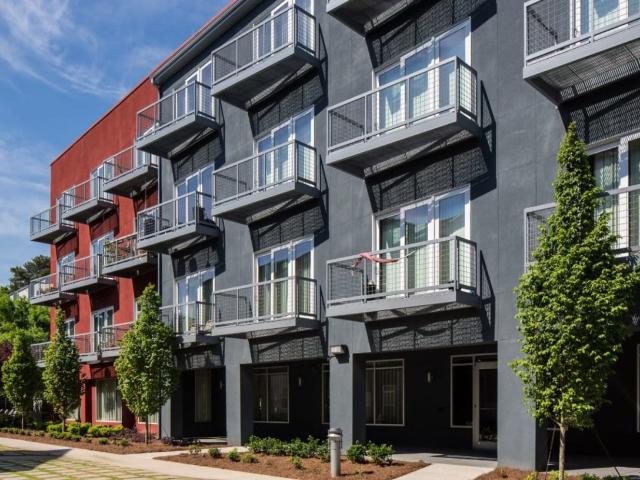 2 BR, 2 BA Apartment 2115 Piedmont Rd NE Unit 3301, Atlanta, GA 30324
