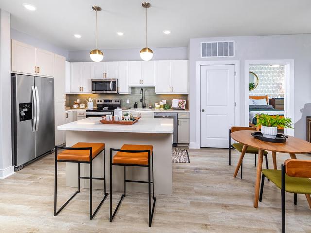 2 BR, 2 BA Apartment 211 Ralph Ablanedo Drive Unit 1240, Austin, TX 78745