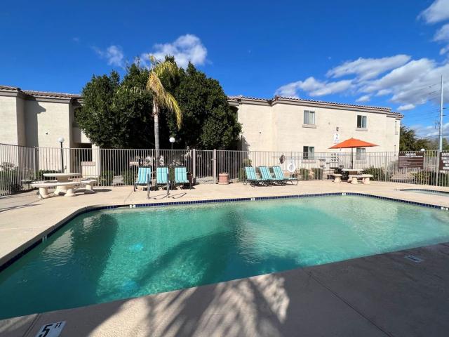 2 BR, 2 BA Apartment 21220 North 23rd Avenue Unit 110, Phoenix, AZ 85027