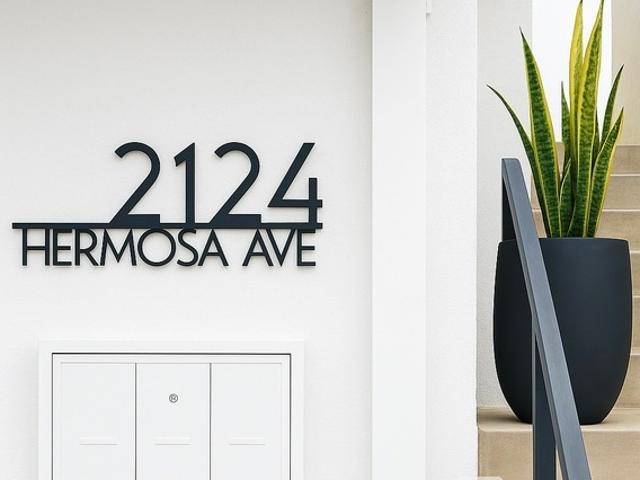 2 BR, 2 BA Apartment 2124 Hermosa Avenue, Unit F, Hermosa Beach, CA 90254