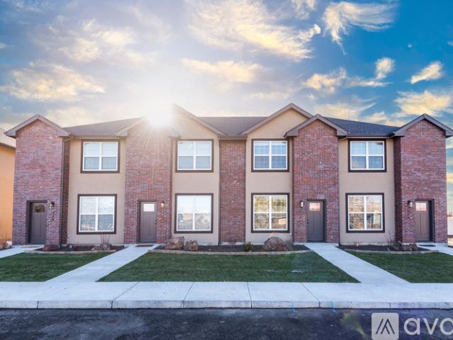 2 BR, 2 BA Apartment 212 Stonegate Lane, Unit 212, Fruitland, ID 83619
