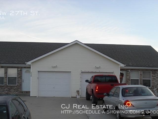 2 BR, 2 BA Apartment 214 Nw 27Th St Blue Springs, MO 64015