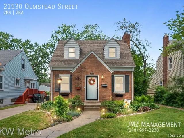2 BR, 2 BA Apartment 21530 Olmstead Street, Dearborn, MI 48124