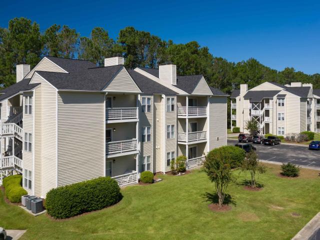 2 BR, 2 BA Apartment 215 Valencia Dr Unit 30241, Jacksonville, NC 28546