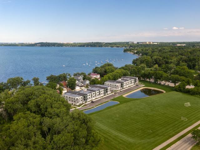2 BR, 2 BA Apartment 2164 Middleton Beach Road Unit 2164 301, Madison, WI 53705