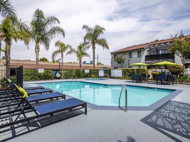 2 BR, 2 BA Apartment 2170 South Harbor Boulevard Unit 267, Anaheim, CA 92802
