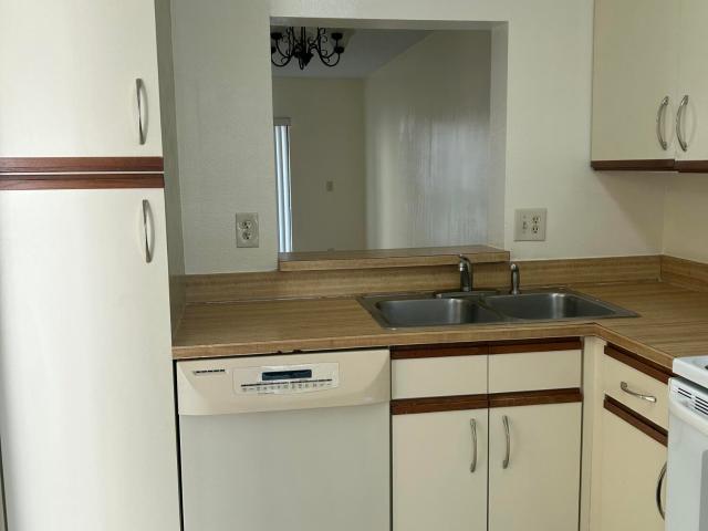 2 BR, 2 BA Apartment 21950 Soundview Terrace, Boca Raton, FL 33433