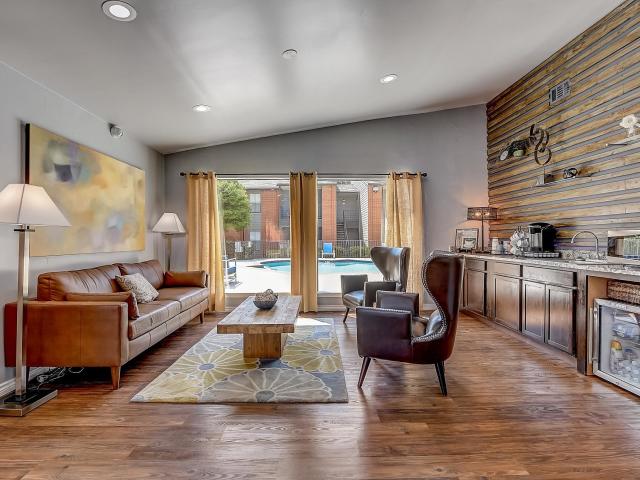 2 BR, 2 BA Apartment 2200 Murphy Drive Unit 7 0712, Bedford, TX 76021