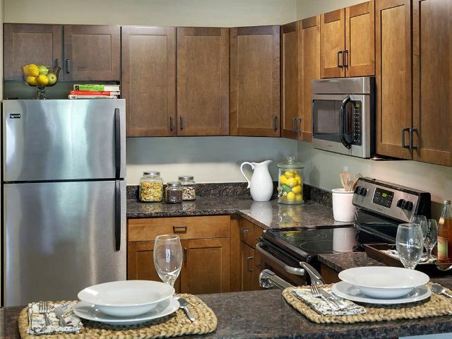 2 BR, 2 BA Apartment 2200 Plymouth Road Unit 6 104, Hopkins, MN 55305