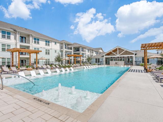 2 BR, 2 BA Apartment 2201 Evergreen Memorial Parkway Unit 09102, Kemah, TX 77565