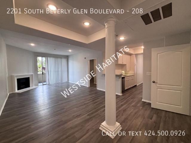 2 BR, 2 BA Apartment 2201 South Beverly Glen Boulevard, Los Angeles, CA 90064