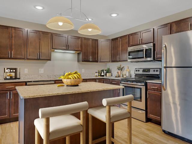2 BR, 2 BA Apartment 2205 Meadow Oak Avenue Unit 342, Monticello, MN 55362