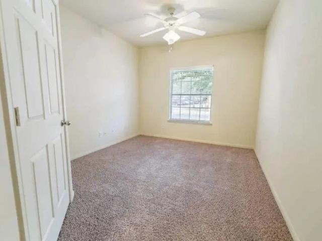 2 BR, 2 BA Apartment 2205 Pipeline Rd Unit 2 8301, Cleburne, TX 76033