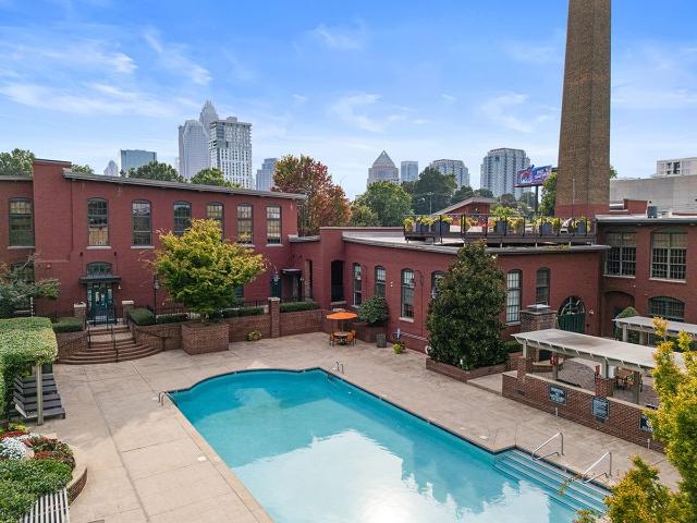 2 BR, 2 BA Apartment 220 Alpha Mill Ln Unit 235, Charlotte, NC 28206