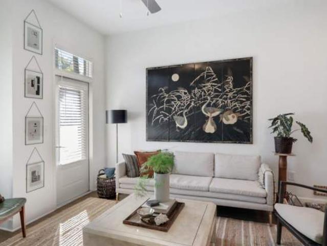 2 BR, 2 BA Apartment 220 N Arcadia Ave, Decatur, GA 30030
