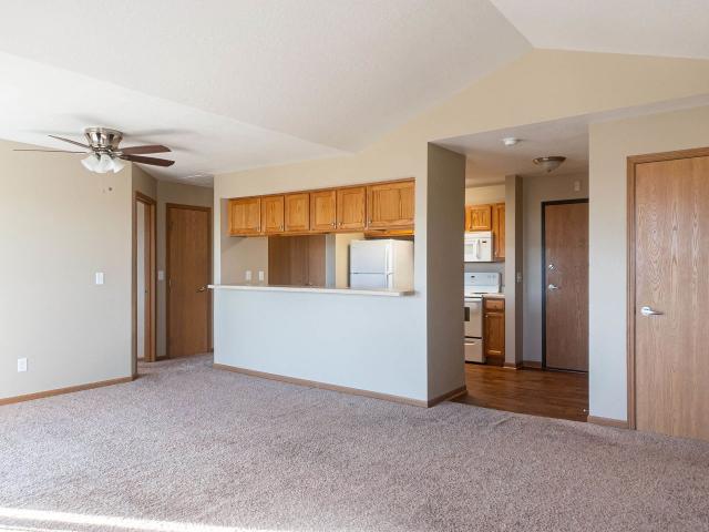 2 BR, 2 BA Apartment 220 Northeast Dartmoor Drive Unit 220 6, Waukee, IA 50263