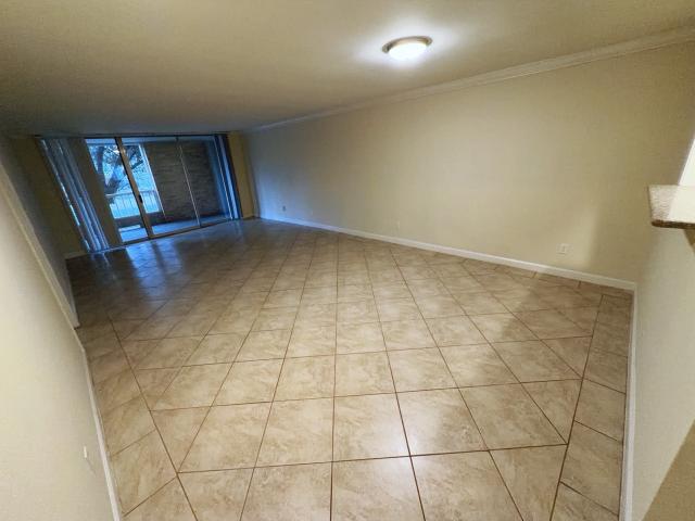 2 BR, 2 BA Apartment 2210 Dorrington Street, Houston, TX 77030