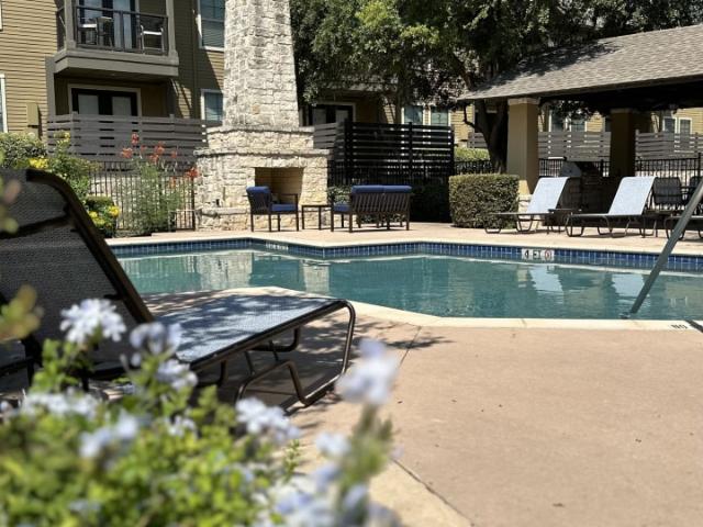 2 BR, 2 BA Apartment 2210 Rogers Road Unit 07212, San Antonio, TX 78251