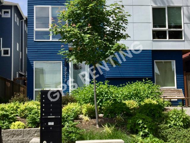 2 BR, 2 BA Apartment 221 24th Ave E, Seattle, WA 98112