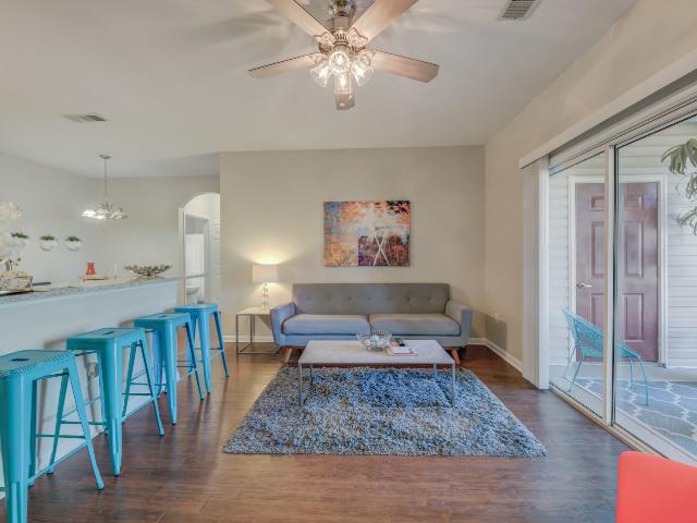 2 BR, 2 BA Apartment 2220 Gloria Cir Unit 36435, Pensacola, FL 32514