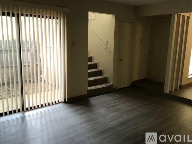 2 BR, 2 BA Apartment 2227 Madison Dr, Unit 116, Arlington, TX 76011