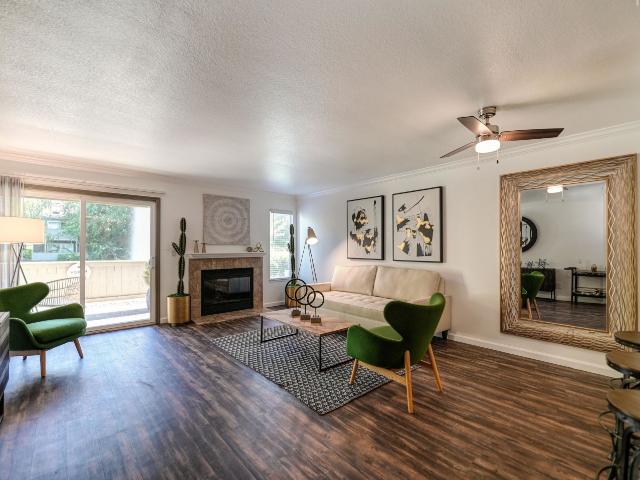 2 BR, 2 BA Apartment 2227 River Plaza Drive Unit 00 368, Sacramento, CA 95833
