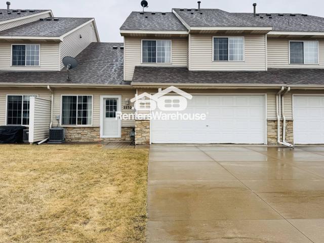 2 BR, 2 BA Apartment 2232 Affirmed Dr, Shakopee, MN 55379