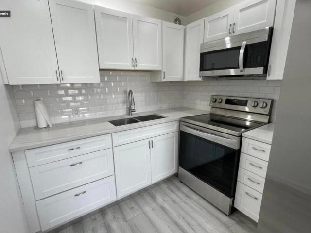 2 BR, 2 BA Apartment 227 Fanshaw Drive, Boca Raton, FL 33434