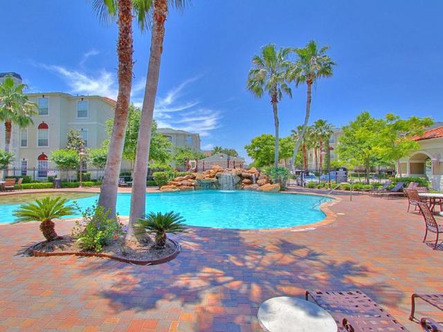 2 BR, 2 BA Apartment 2250 Eldridge Parkway Unit 00823, Houston, TX 77077