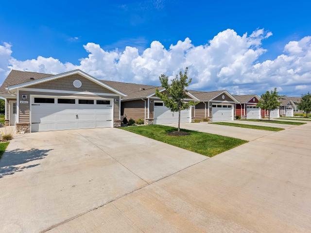 2 BR, 2 BA Apartment 2250 Warbler Lane Unit 1635A, Fairborn, OH 45324