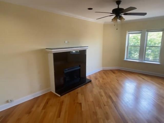 2 BR, 2 BA Apartment 2250 West Morse, Chicago, IL 60645