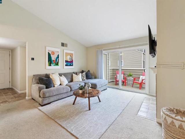 2 BR, 2 BA Apartment 225 Reflections Dr, San Ramon, CA 94583