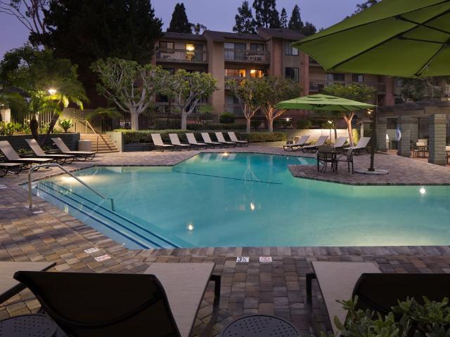 2 BR, 2 BA Apartment 22700 Lake Forest Drive Unit 008 826, Lake Forest, CA 92630
