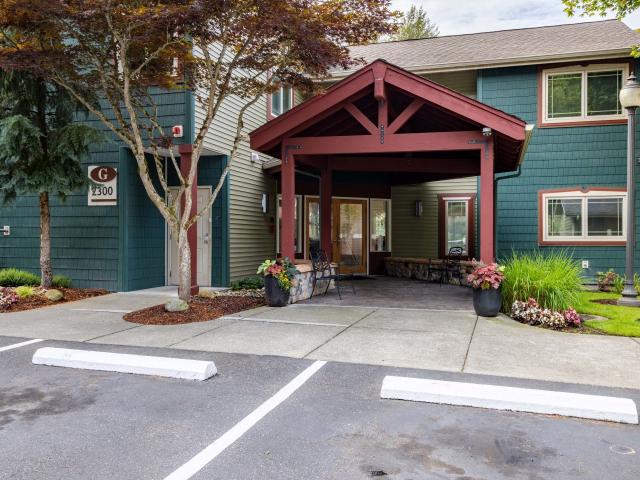 2 BR, 2 BA Apartment 2300 Brookdale Road E Unit B204, Tacoma, WA 98445