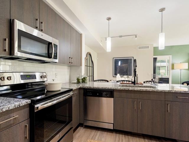 2 BR, 2 BA Apartment 2300 N 29th Ave Unit 16307, Hollywood, FL 33020