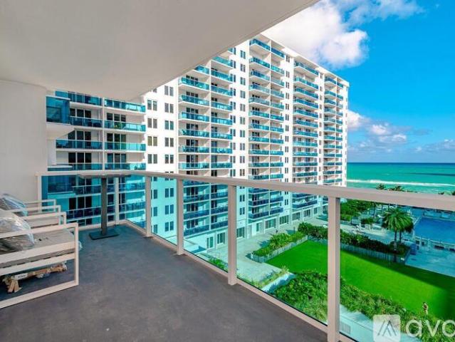 2 BR, 2 BA Apartment 2301 Collins Avenue, Unit 739, Miami Beach, FL 33139