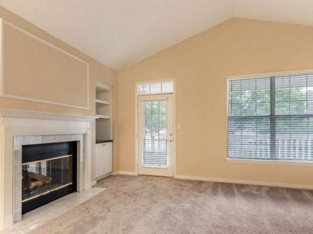 2 BR, 2 BA Apartment 2305 New England St, Charlotte, NC 28269
