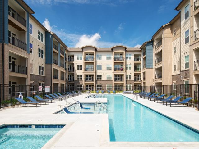 2 BR, 2 BA Apartment 2323 South 63rd Circle Unit 01452, Omaha, NE 68106