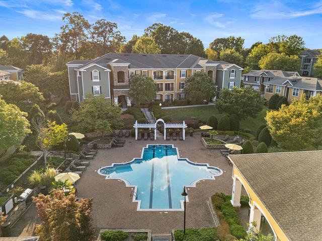 2 BR, 2 BA Apartment 2325 Courtney Oaks Road Unit 107, Charlotte, NC 28217