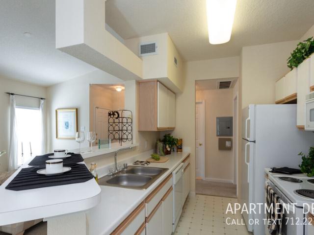 2 BR, 2 BA Apartment 2329 Long Reach DrÂ, Sugar Land, TX 77478