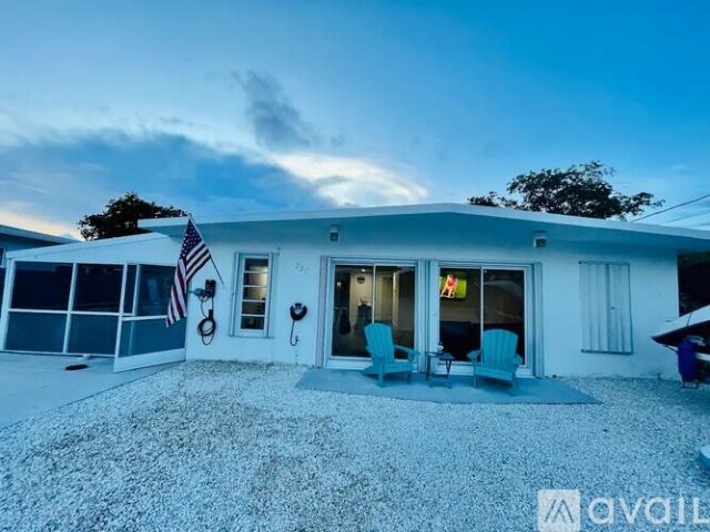 2 BR, 2 BA Apartment 237 2nd Road, Key Largo, FL 33037