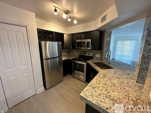 2 BR, 2 BA Apartment 2341 Northwest 33rd Street, Unit 406, Oakland Park, FL 33309