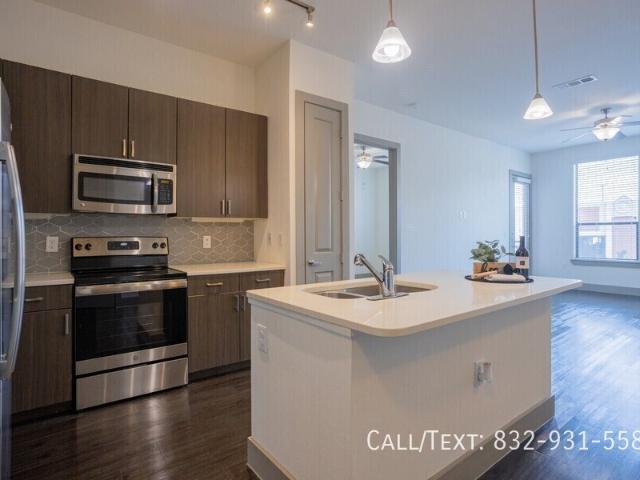 2 BR, 2 BA Apartment 23511 Cinco Ranch Blvd, Katy, TX 77494
