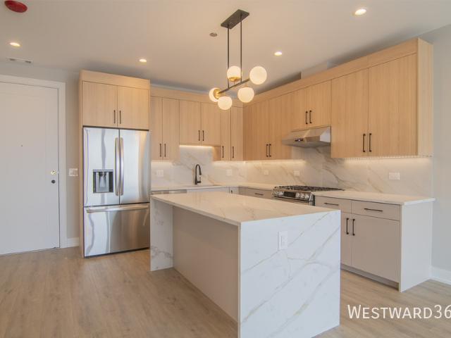 2 BR, 2 BA Apartment 2354 W Polk St, Chicago, IL 60612