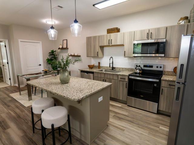 2 BR, 2 BA Apartment 23760 West 127th Street Unit 116, Plainfield, IL 60585