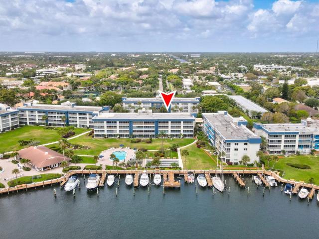 2 BR, 2 BA Apartment 3401 Spanish Trail, Delray Beach, FL 33483