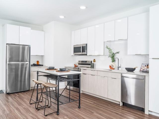 2 BR, 2 BA Apartment 340 Changebridge Road Unit 348, Pine Brook, NJ 07058