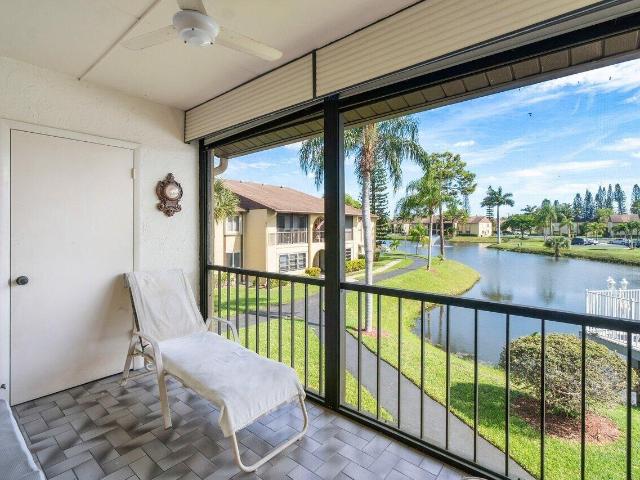2 BR, 2 BA Apartment 342 Pine Ridge Cir, Greenacres, FL 33463