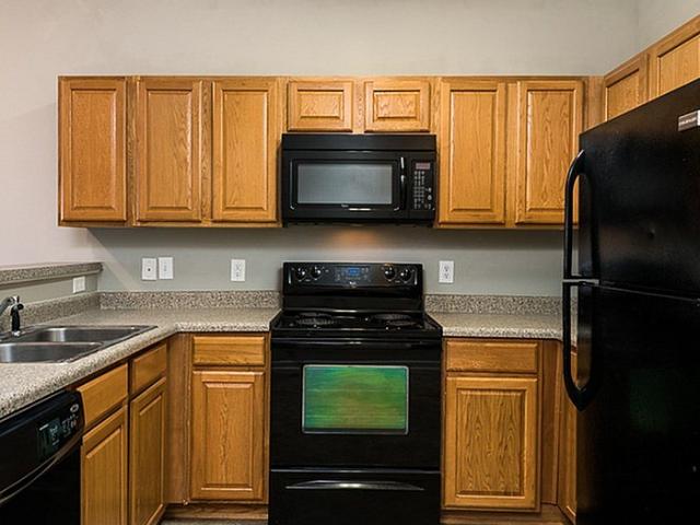 2 BR, 2 BA Apartment 3431 North Church Street Unit 301, Greensboro, NC 27405