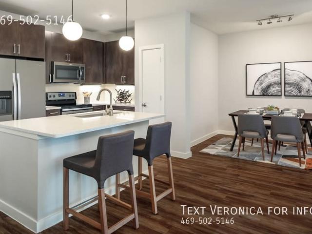 2 BR, 2 BA Apartment 3440 Ranch Trails Ct, Austin, TX 78613